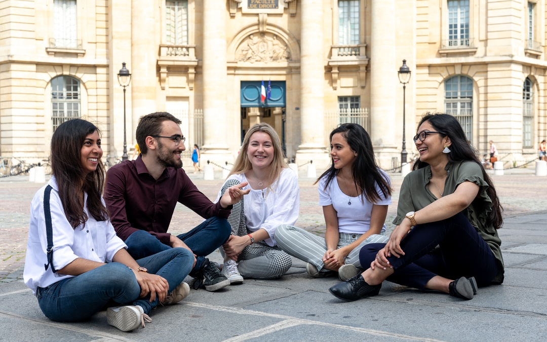 Master Migrations : une première rentrée marquée par la crise sanitaire - Master Migrations